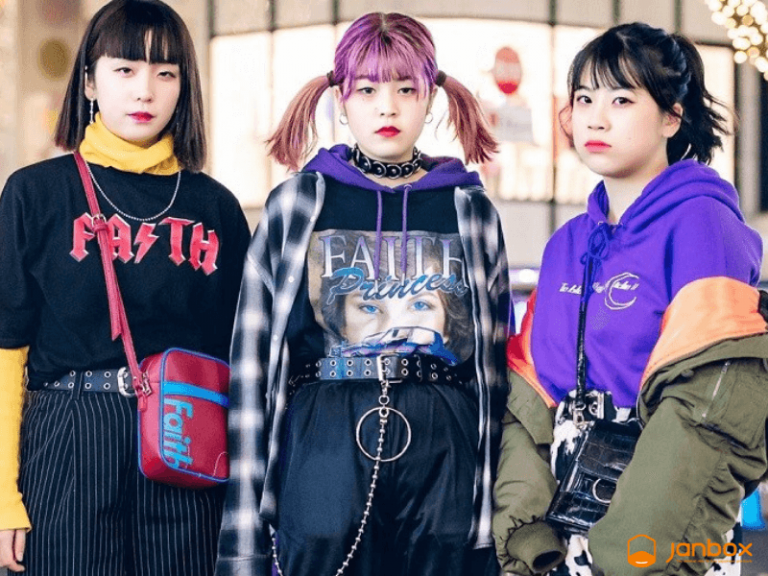 Top 30+ Best Japanese Streetwear Brands [A Complete Guide]